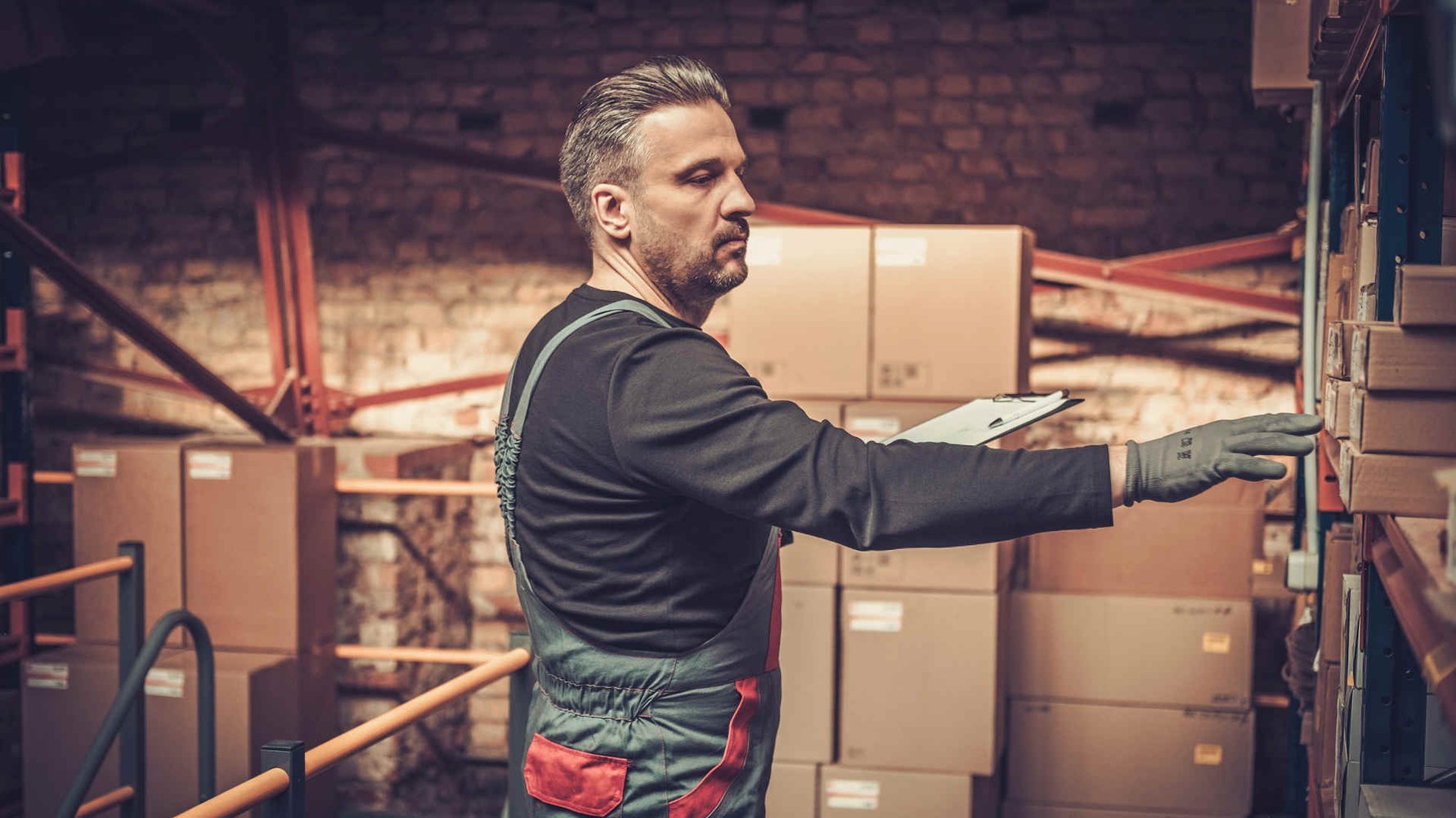 Optimizing Warehouse Receiving Processes